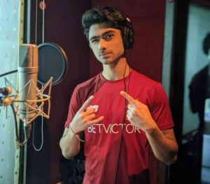Taaruk Raina Biography, Wiki, Age, Girlfriend, Family, Facts & More