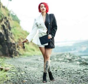 Olly Esse Biography, Boyfriend, Age, Wiki, Family, Facts & More